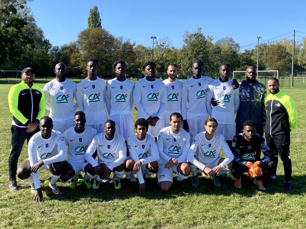 Football [coupe De France] Marcoussis Régale Le Républicain